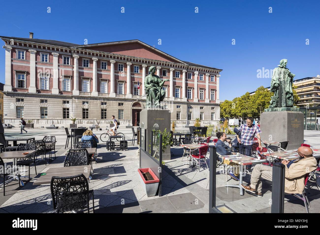 Charles city courthouse hi-res stock photography and images - Alamy