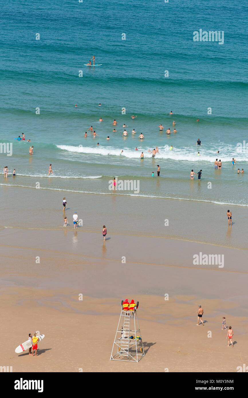 France,Pyrenees Atlantiques,Pays Basque,Biarritz,Cote des Basques beach ...