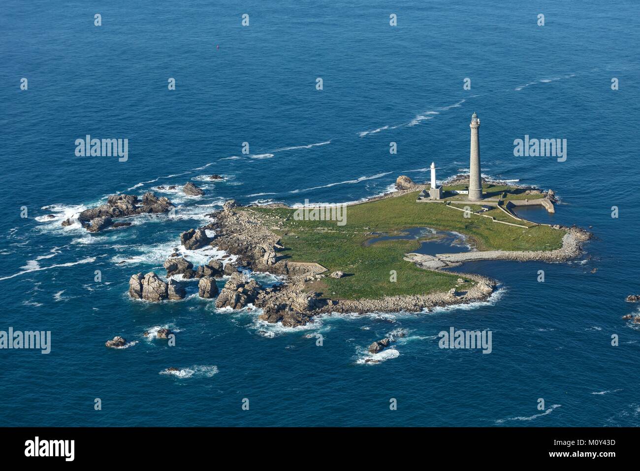 Finistere lighthouse hi-res stock photography and images - Alamy