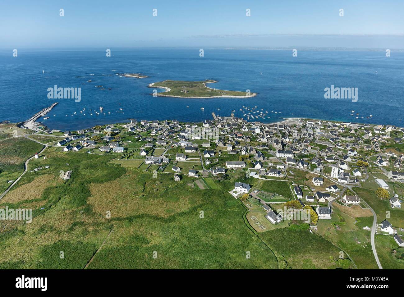 France,Finistere,Le Conquet,Molene archipelago,Molene,the village ...