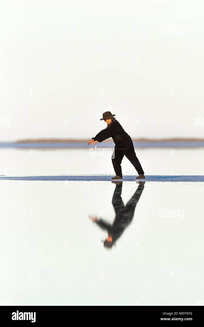 Shallow spit hi-res stock photography and images - Alamy