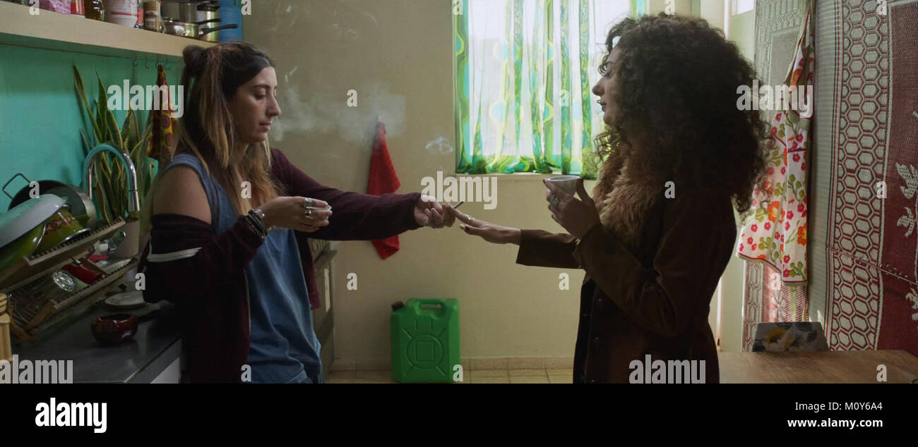 IN BETWEEN, (aka BAR BAHAR), l-r: Sana Jammelieh, Mouna Hawa, 2016 ...