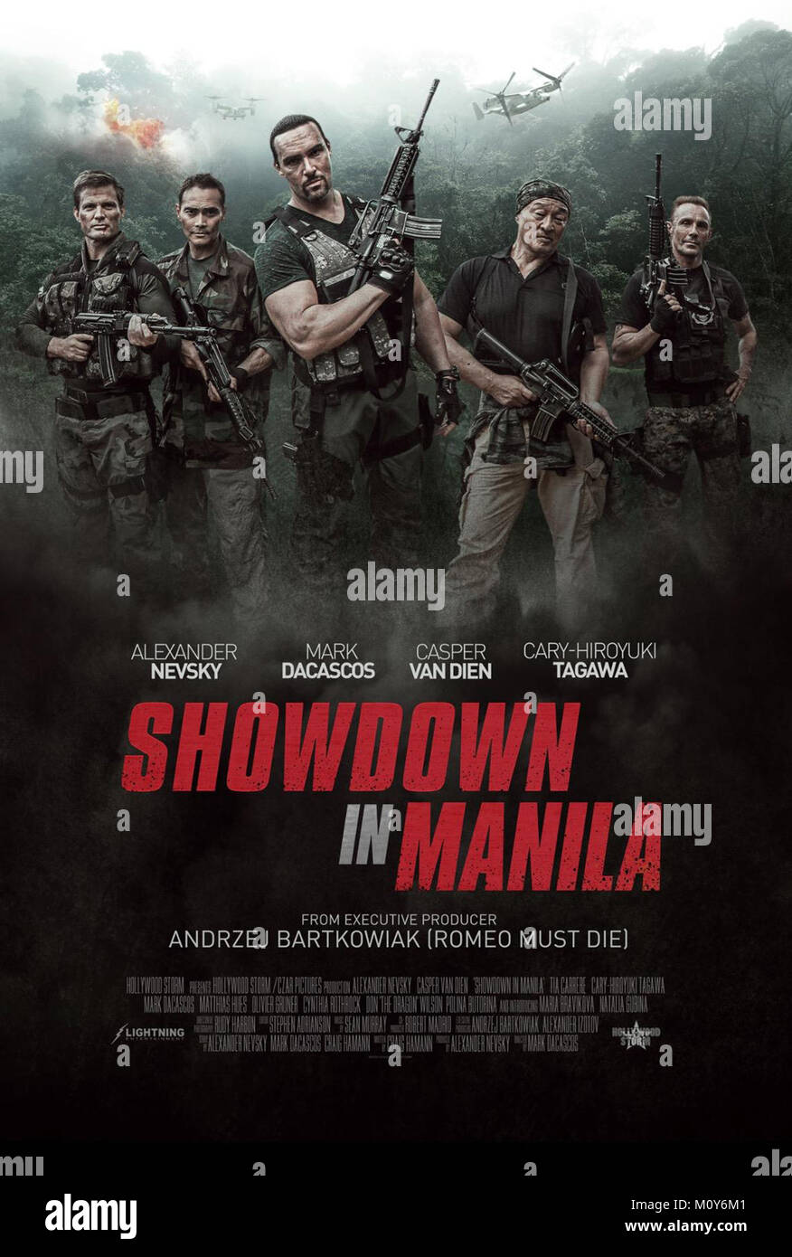 SHOWDOWN IN MANILA, poster, from left: Casper Van Dien, Mark Dacascos ...