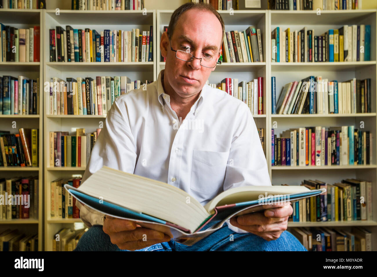 Thick a book hi-res stock photography and images - Alamy