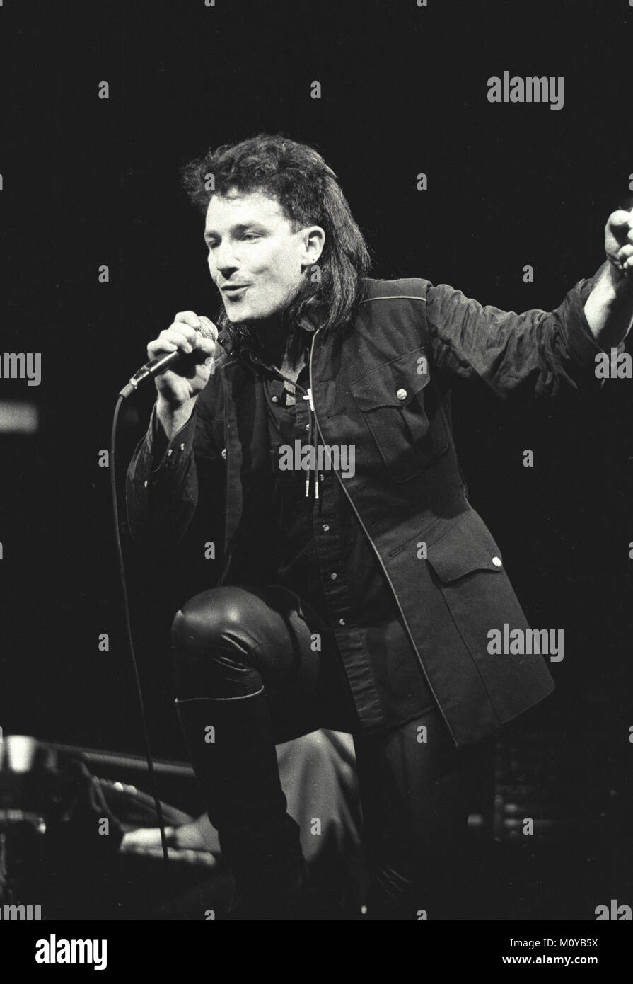 Bono u2 1984 hi-res stock photography and images - Alamy
