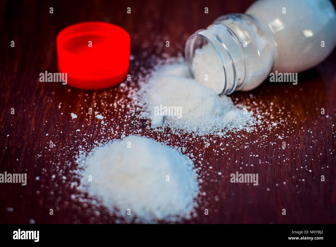 Salt sprinkler salt shaker hi-res stock photography and images - Alamy