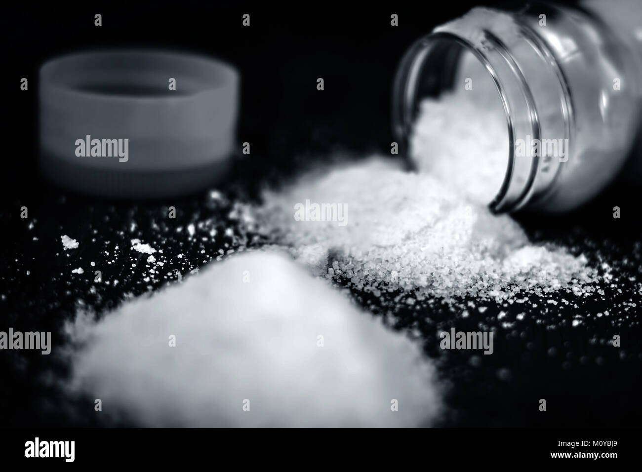 Salt sprinkler salt shaker hi-res stock photography and images - Alamy