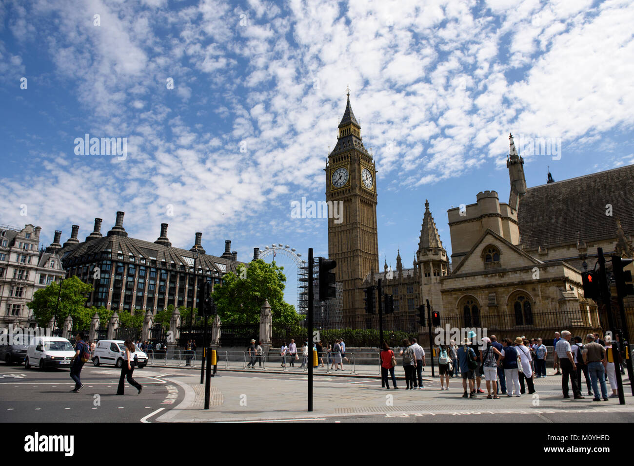 General view european parliament building hi-res stock photography and ...