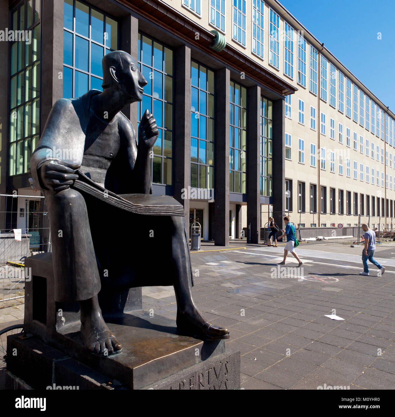 Albertus magnus platz hi-res stock photography and images - Alamy