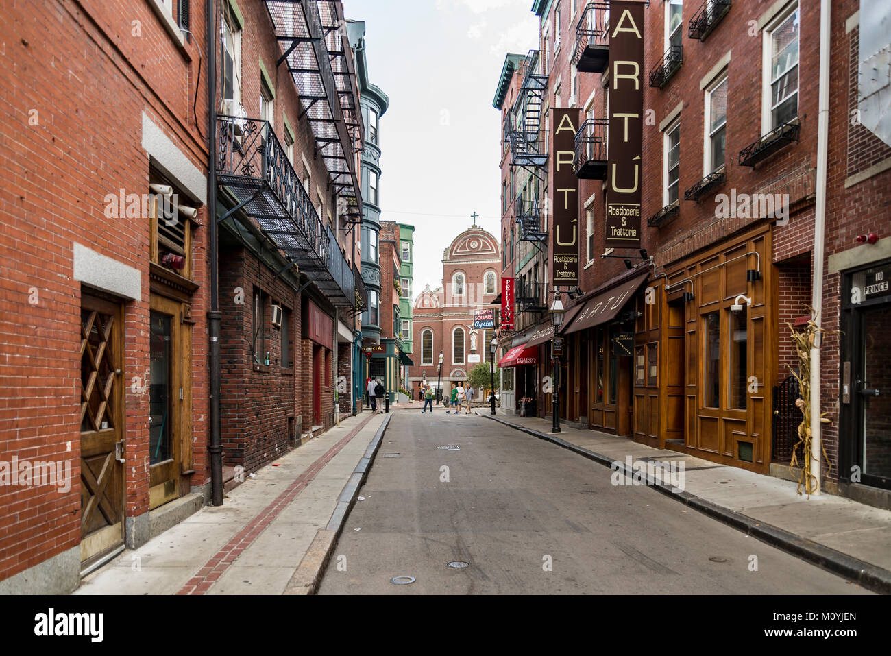 Harbor building hi-res stock photography and images - Alamy