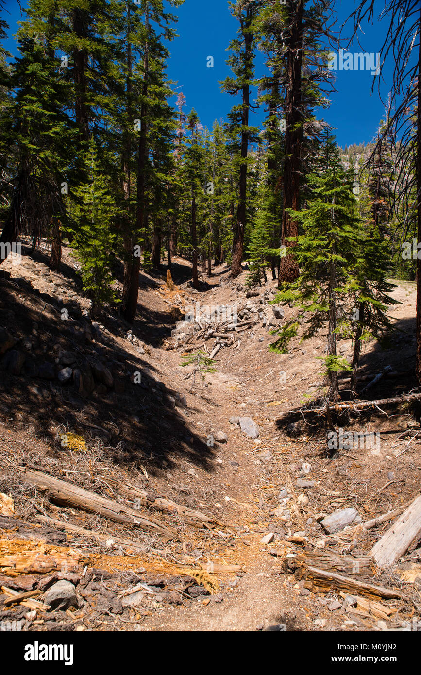 Earthquake fault nevada hi-res stock photography and images - Alamy