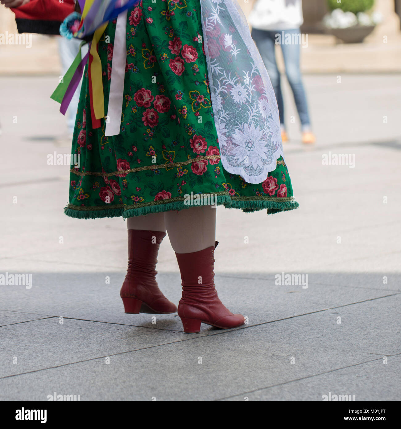 Polish folk dance group with traditional costume Stock Photo - Alamy