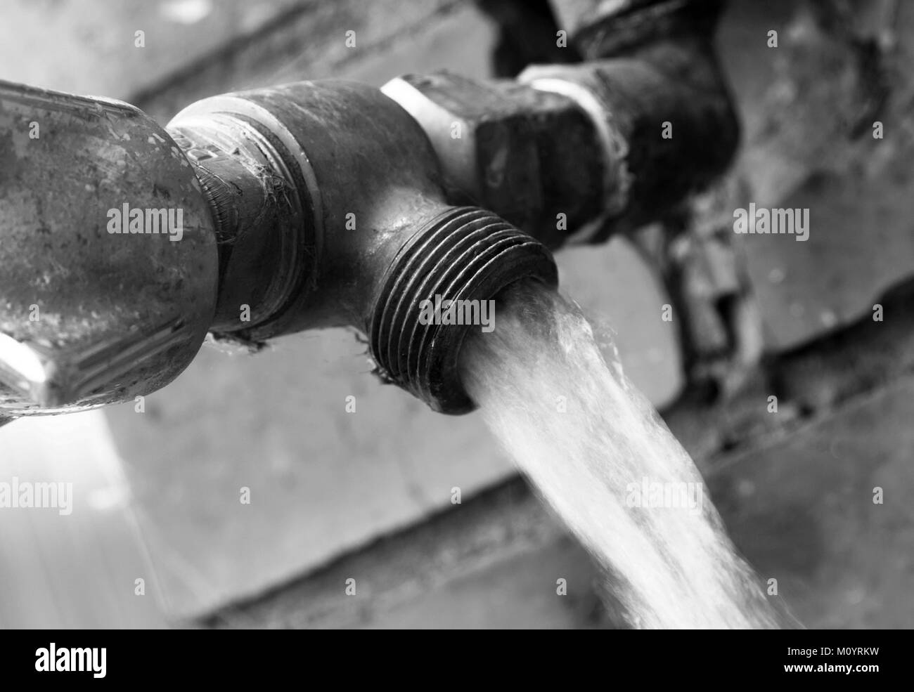 Outdoor cold water supply hi-res stock photography and images - Alamy