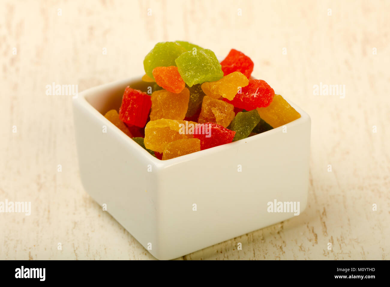 Image of chunks of pineapple hi-res stock photography and images - Alamy