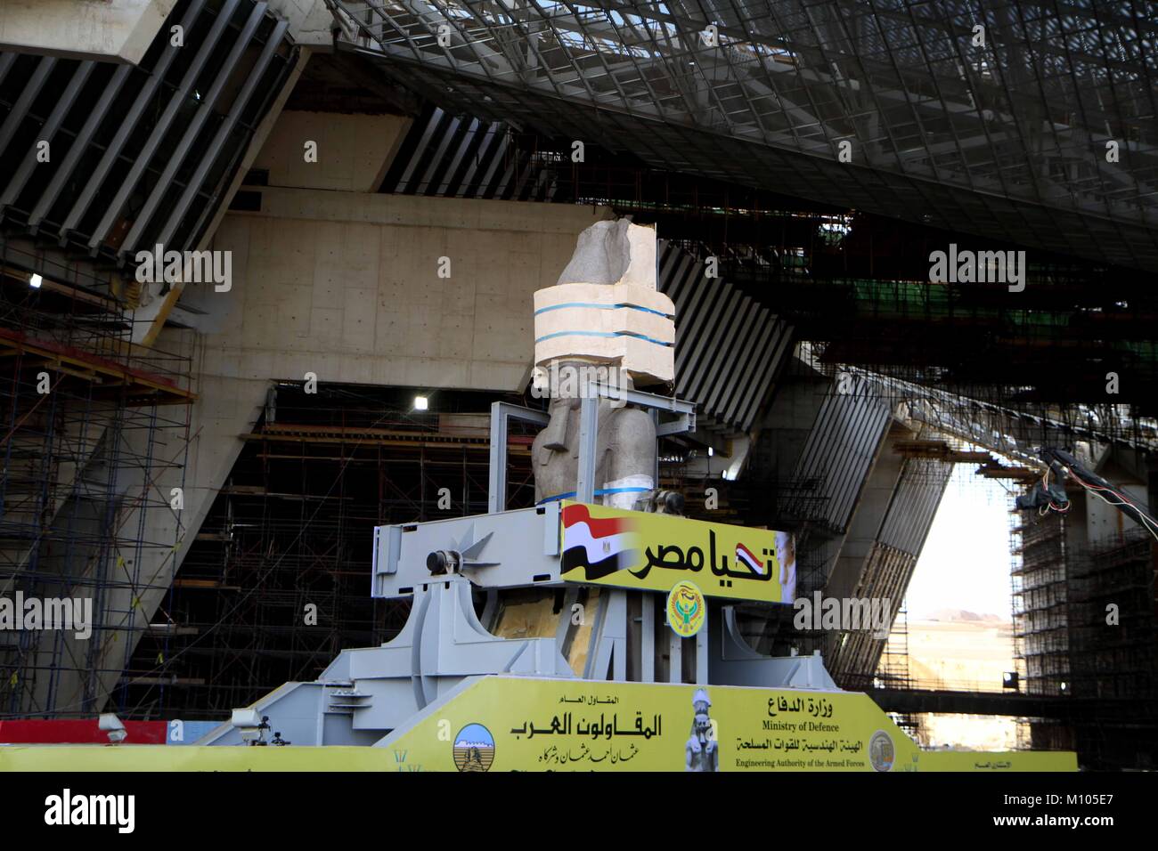 Giza, Egypt. 25th Jan, 2018. The colossus of Pharaoh King Ramses II is ...