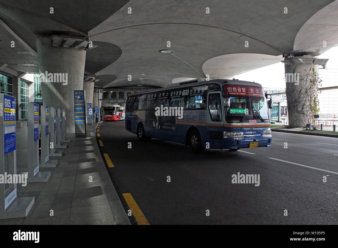 Incheon, Republic Of Korea. 26th Sep, 2012. South Korea: Aiportshuttle ...