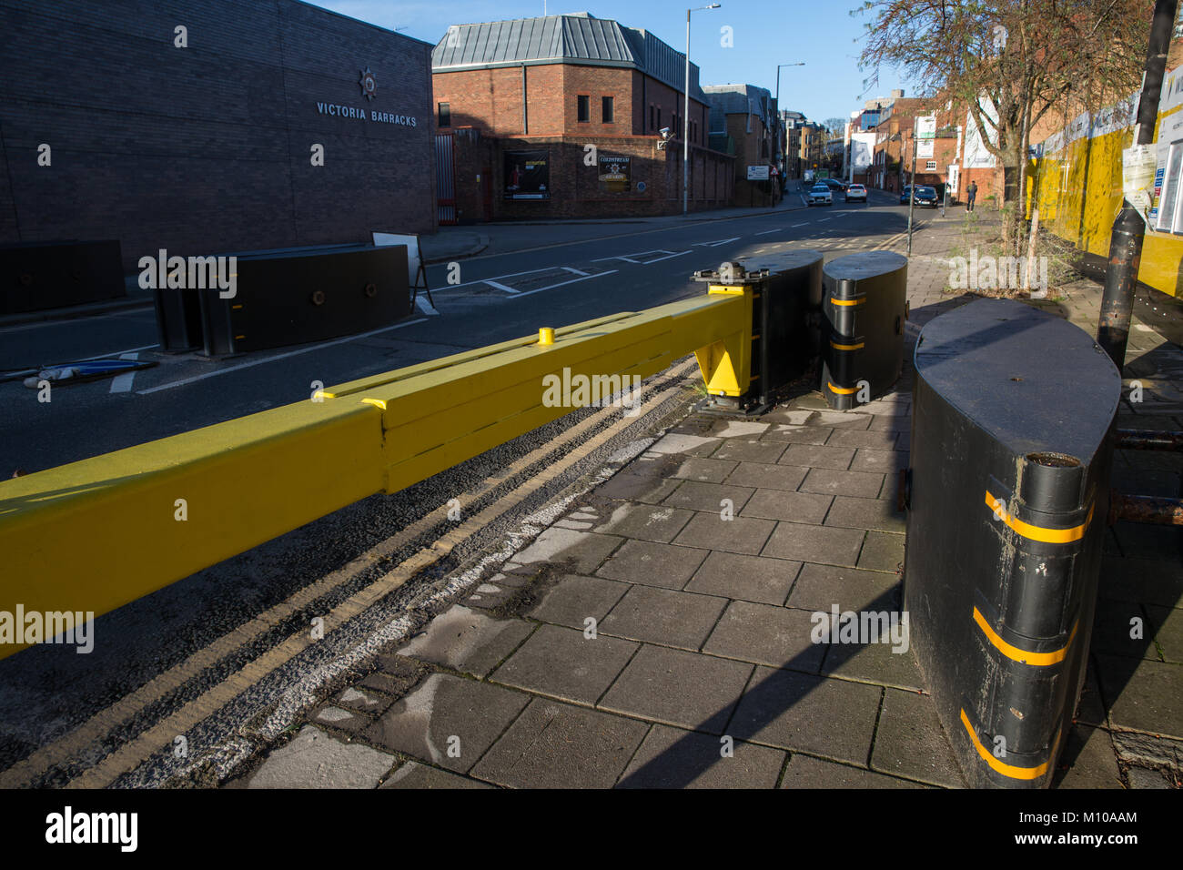 Hostile vehicle mitigation barrier hi-res stock photography and images ...