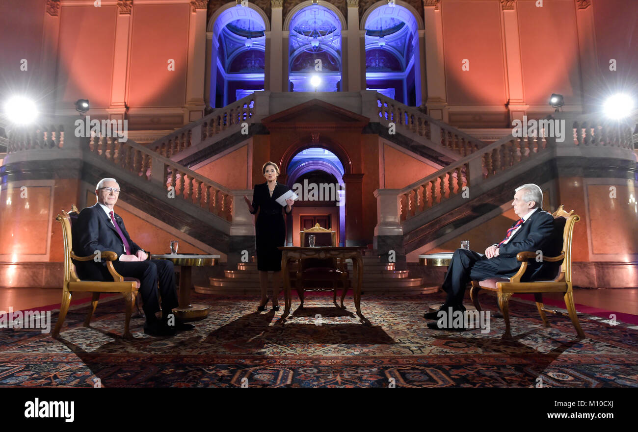 Clientelism hi-res stock photography and images - Alamy