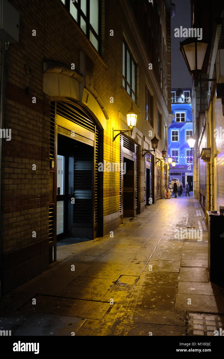 Alley leading to Carnaby Street, London, England, UK Stock Photo - Alamy