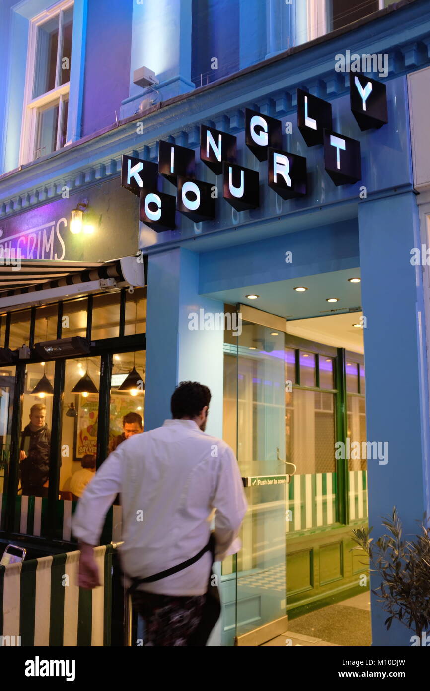 Kingly Court in Carnaby Street, London, England, UK Stock Photo - Alamy