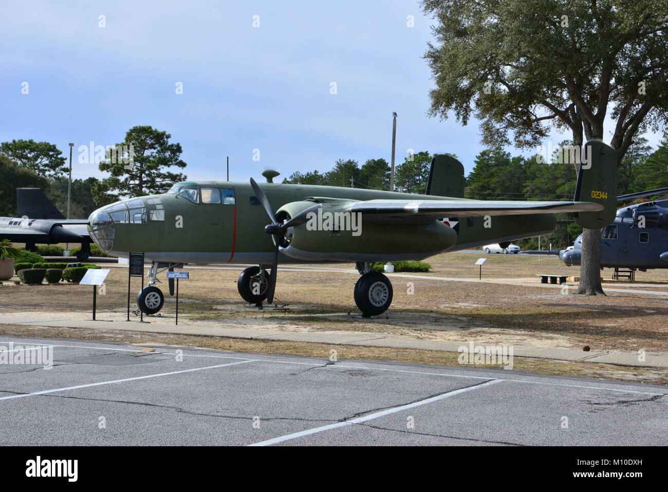 50 calibre machine gun base hi-res stock photography and images - Alamy