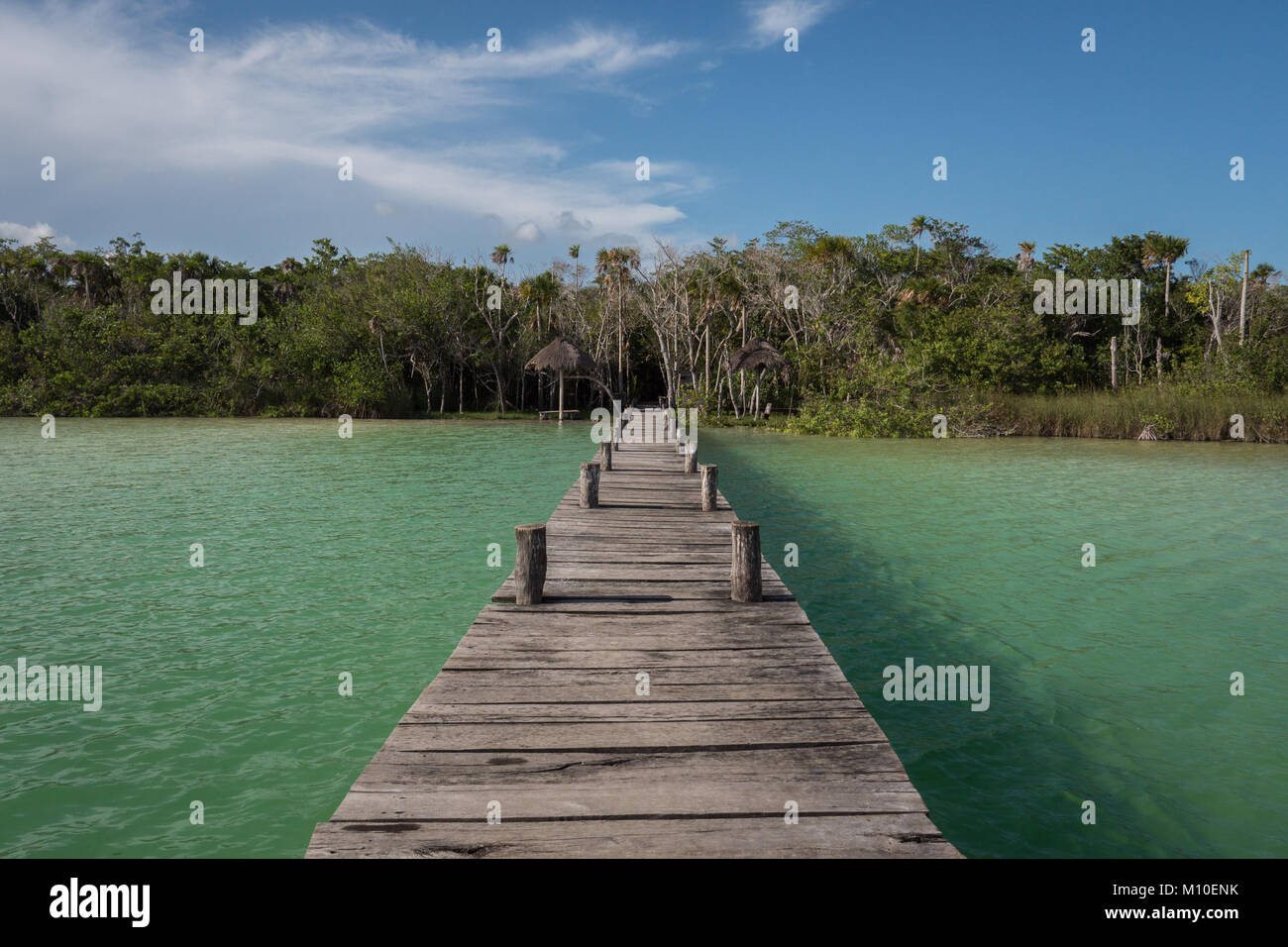 Lagoon tropic hi-res stock photography and images - Alamy