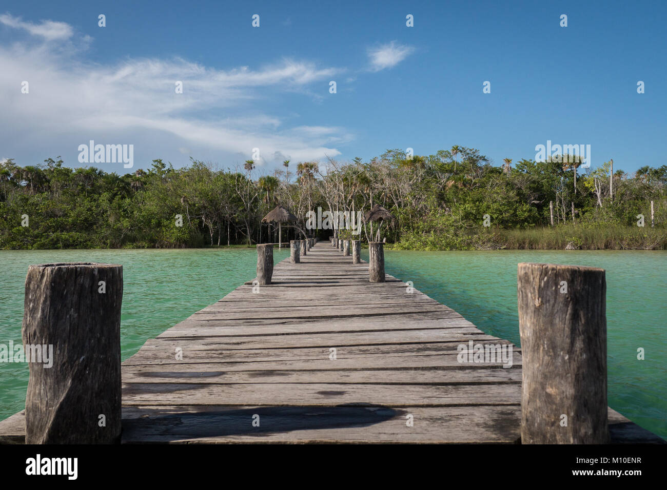 Tropic lagoon hi-res stock photography and images - Alamy