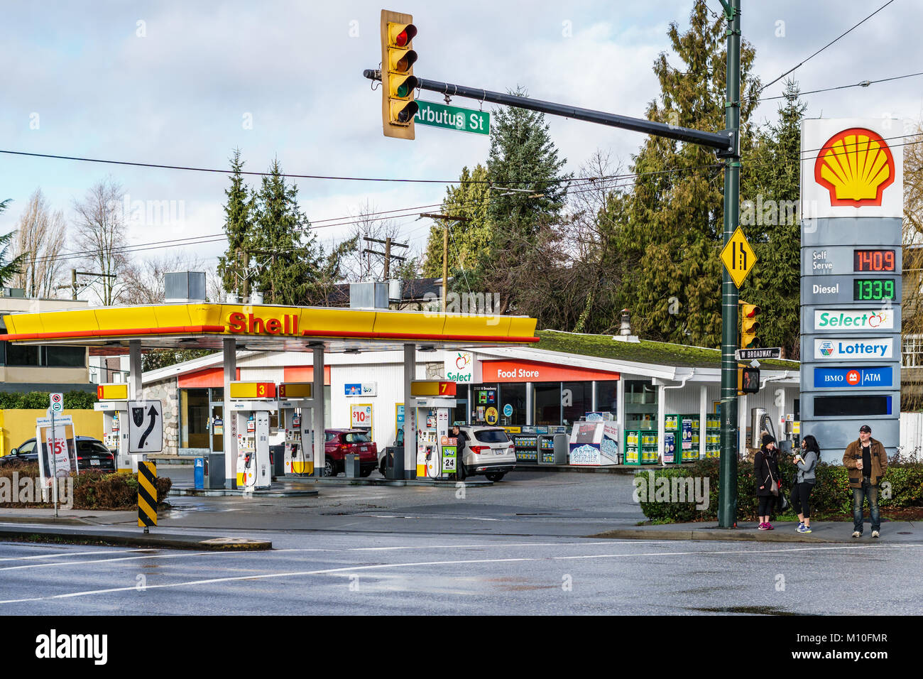 VANCOUVER, CANADA - January 21, 2018: British Dutch multinational oil ...