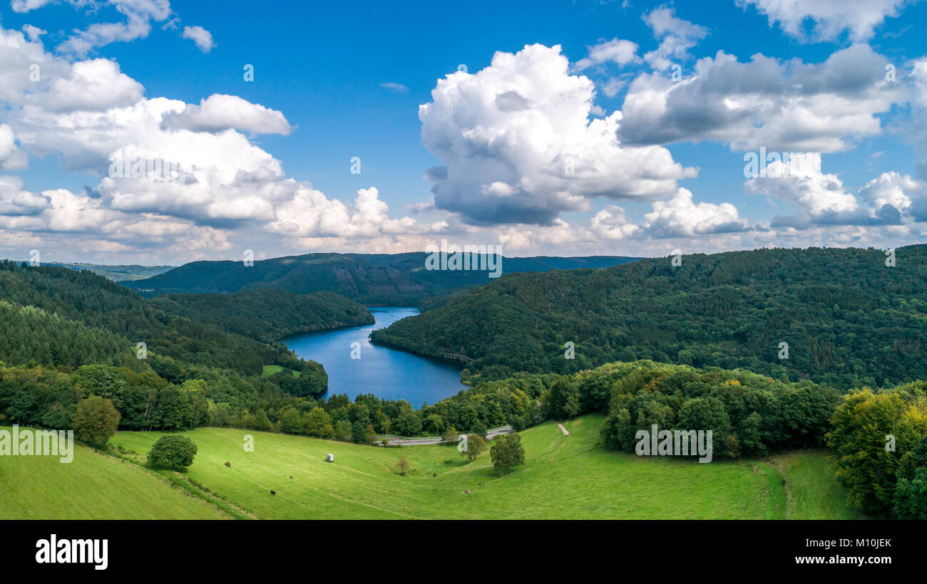 Flight over lake video from hi-res stock photography and images - Alamy