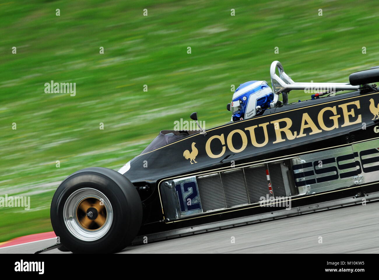 Mugello Circuit 1 April 2007: Unknown run on Classic F1 Car 1981 Lotus ...