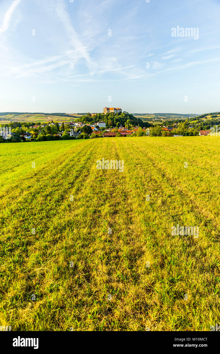 Burg Neulengbach High Resolution Stock Photography and Images - Alamy
