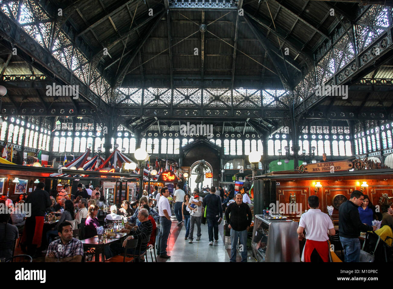 Santiago, Chile: central covered market Stock Photo - Alamy