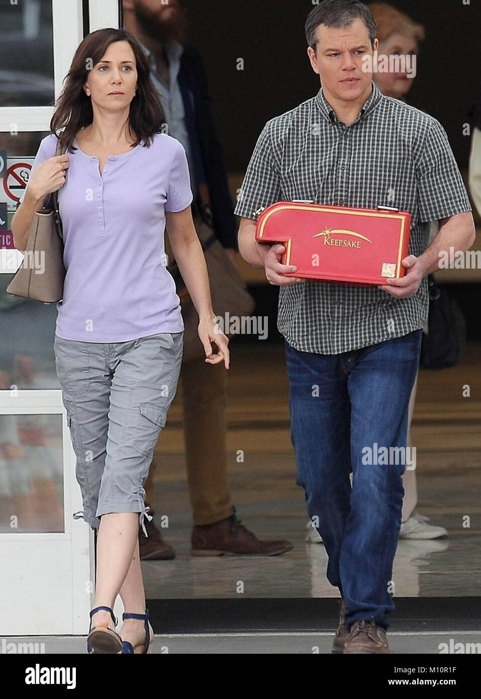DOWNSIZING (2017) KRISTEN WIIG MATT DAMON ALEXANDER PAYNE (DIR ...