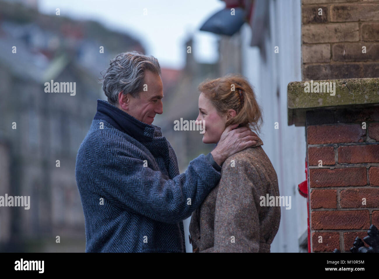 Daniel day lewis phantom thread hi-res stock photography and images - Alamy