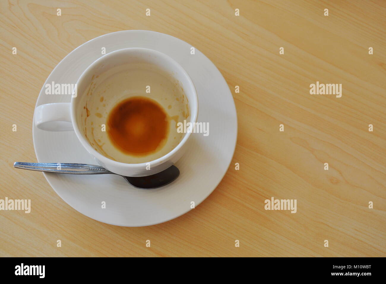 empty espresso coffee in cup Stock Photo - Alamy
