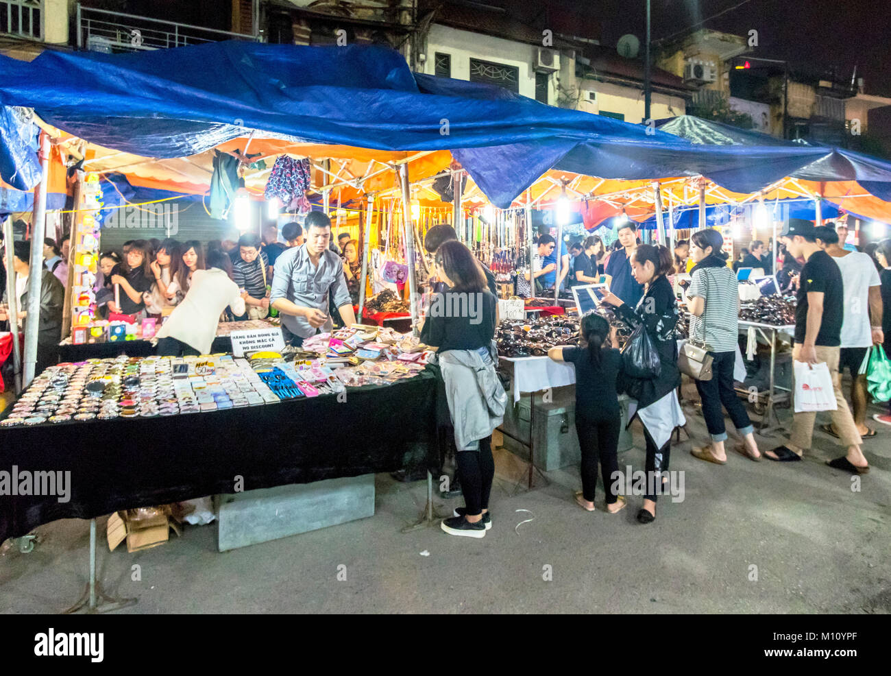 Night market Hanoi Vietnam Stock Photo - Alamy