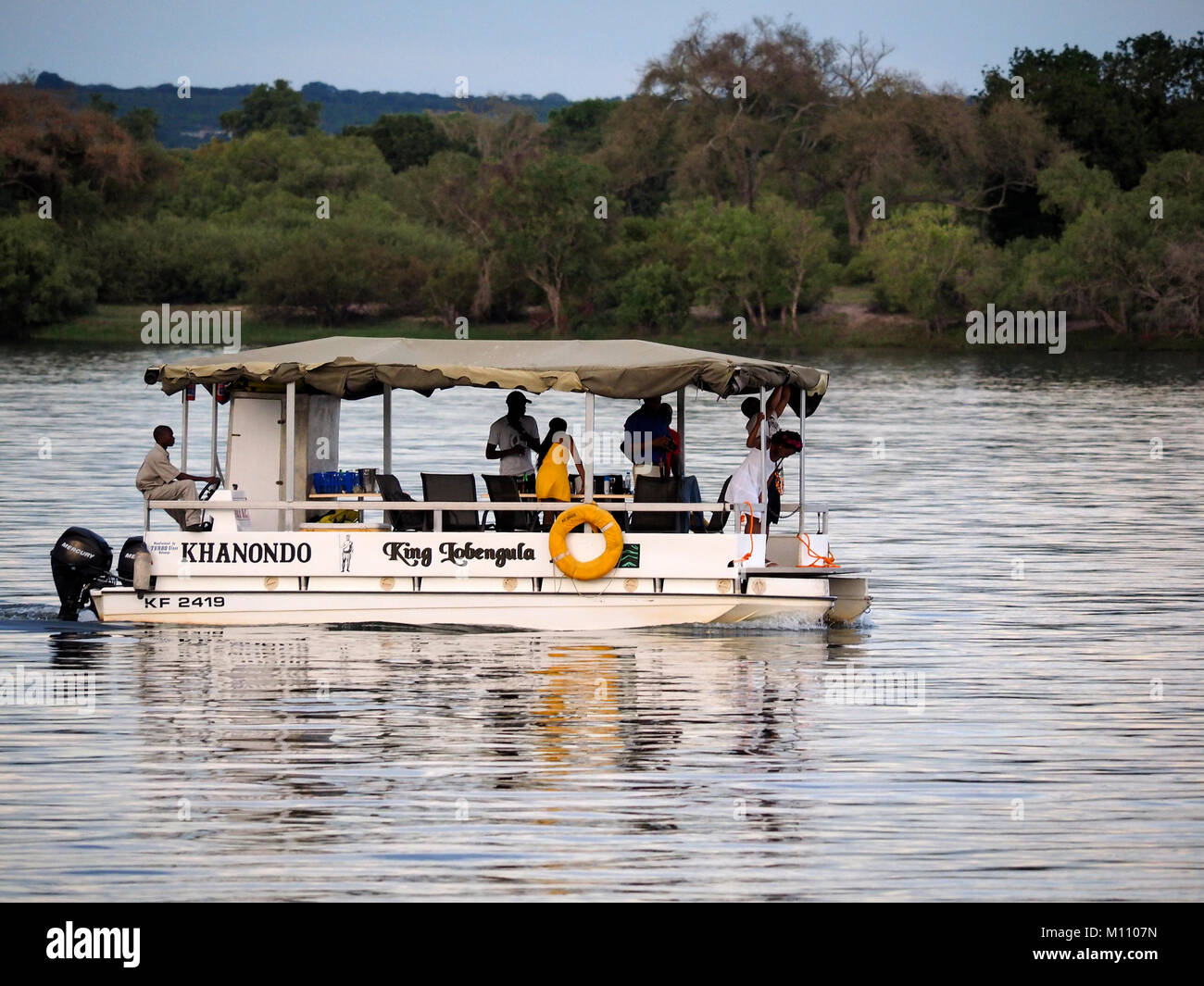Safari tours hi-res stock photography and images - Alamy