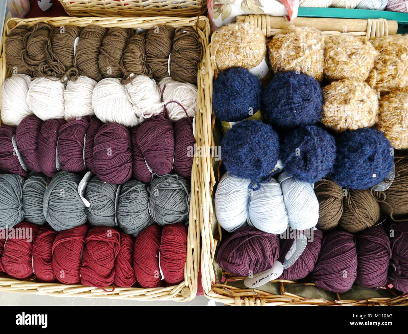balls of wool Stock Photo - Alamy