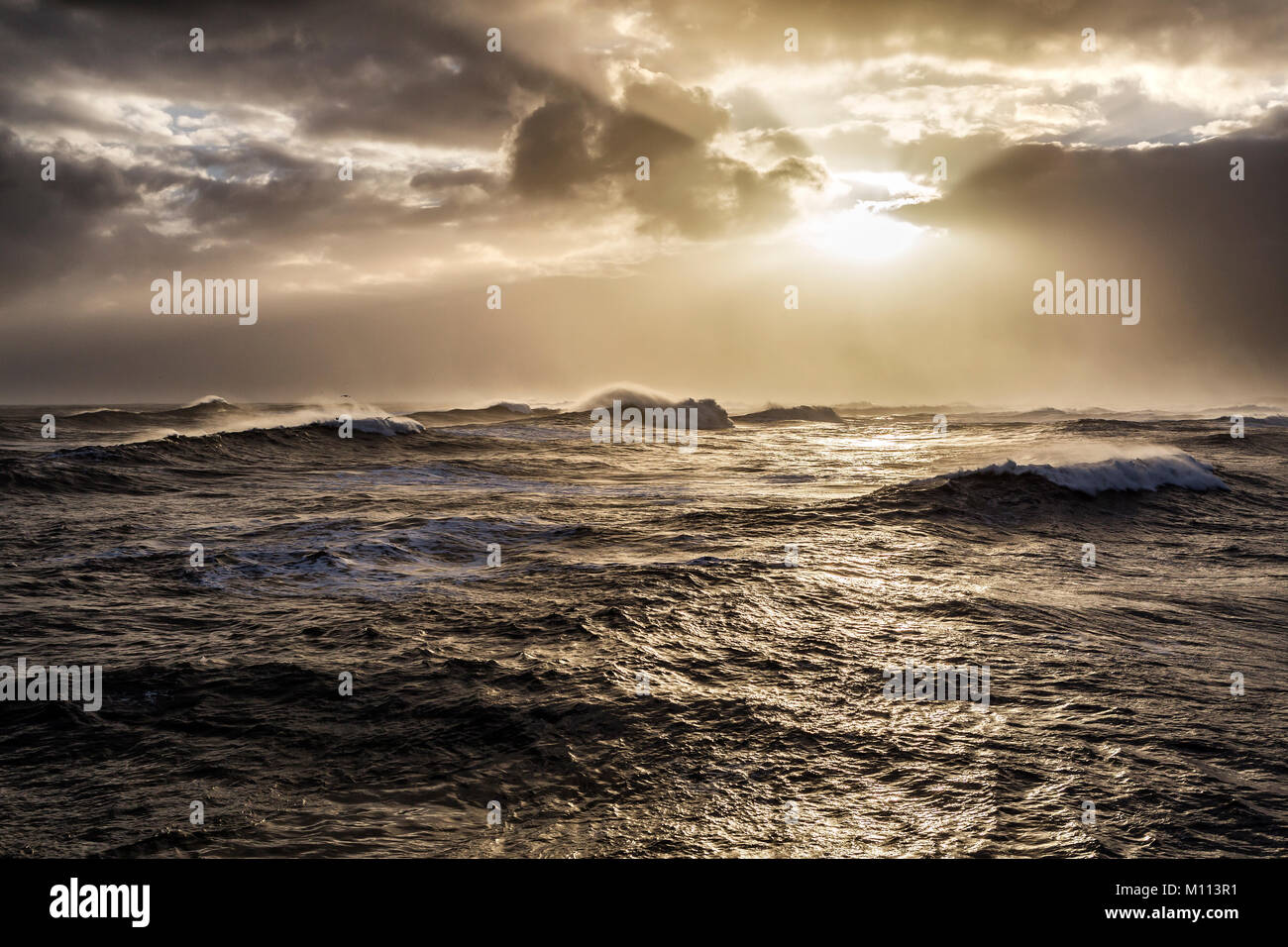 Big storm waves hi-res stock photography and images - Alamy