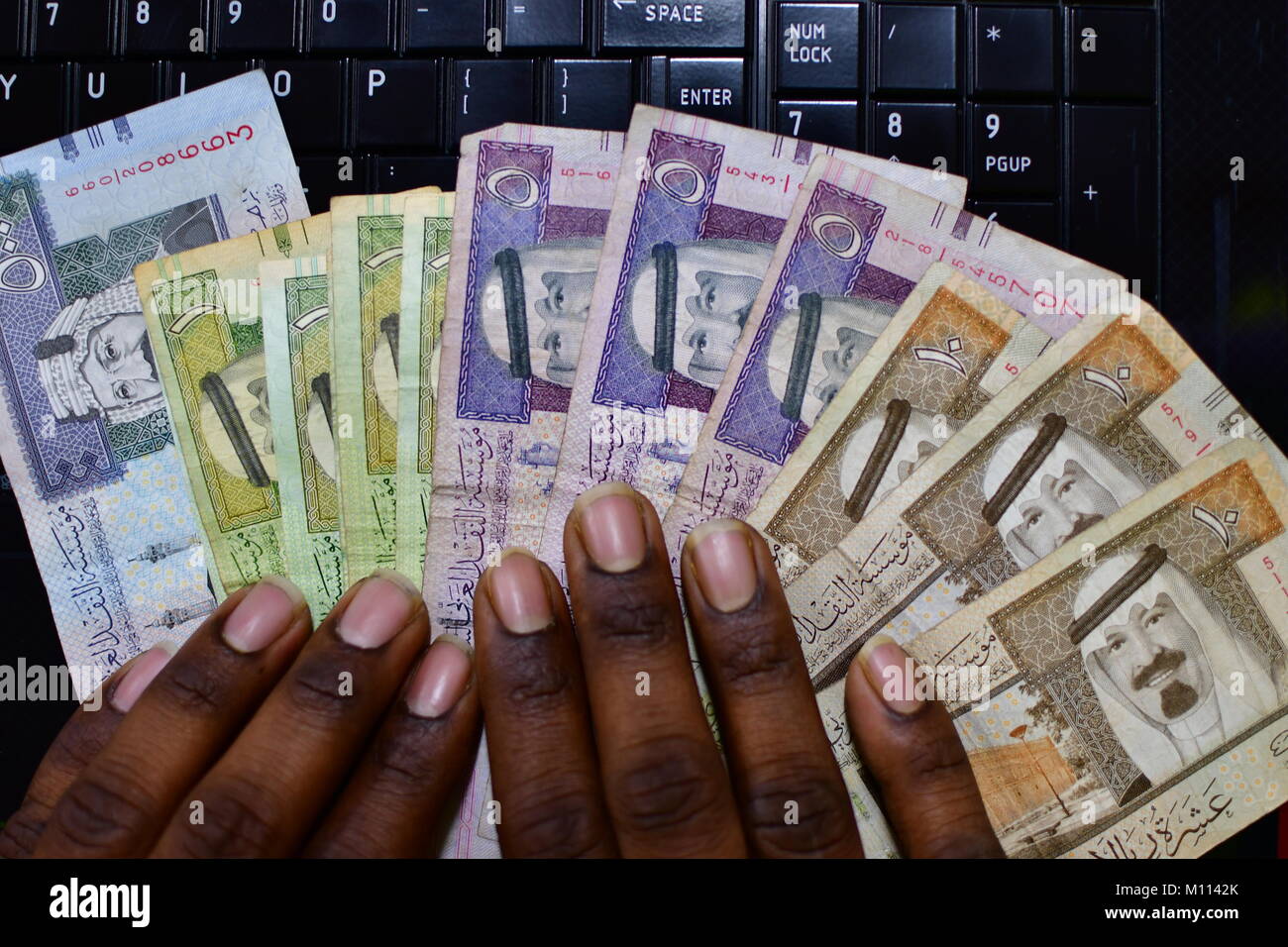 Banknotes of Saudi Arabia Riyals Stock Photo - Alamy