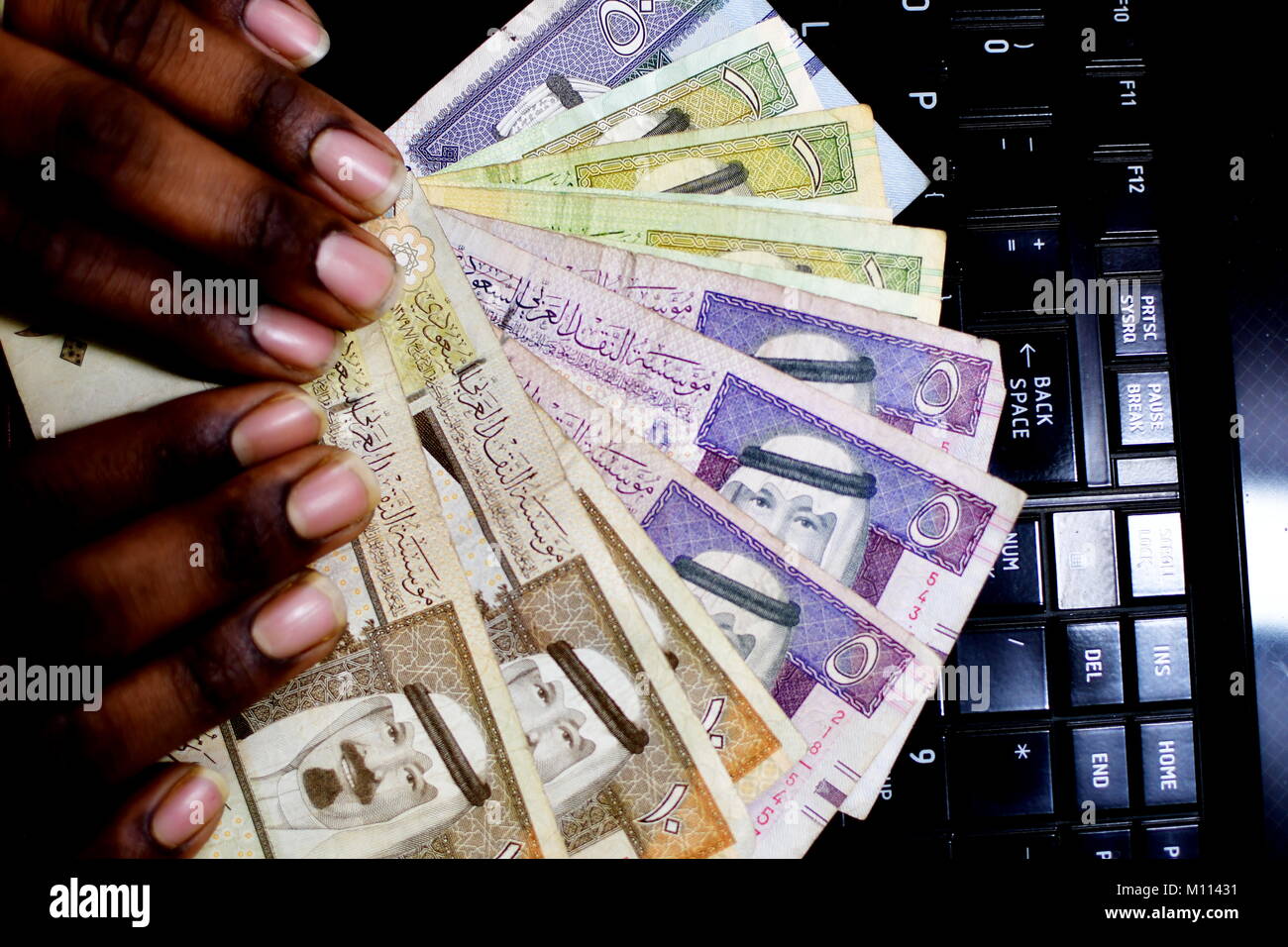 Banknotes of Saudi Arabia Riyals Stock Photo - Alamy