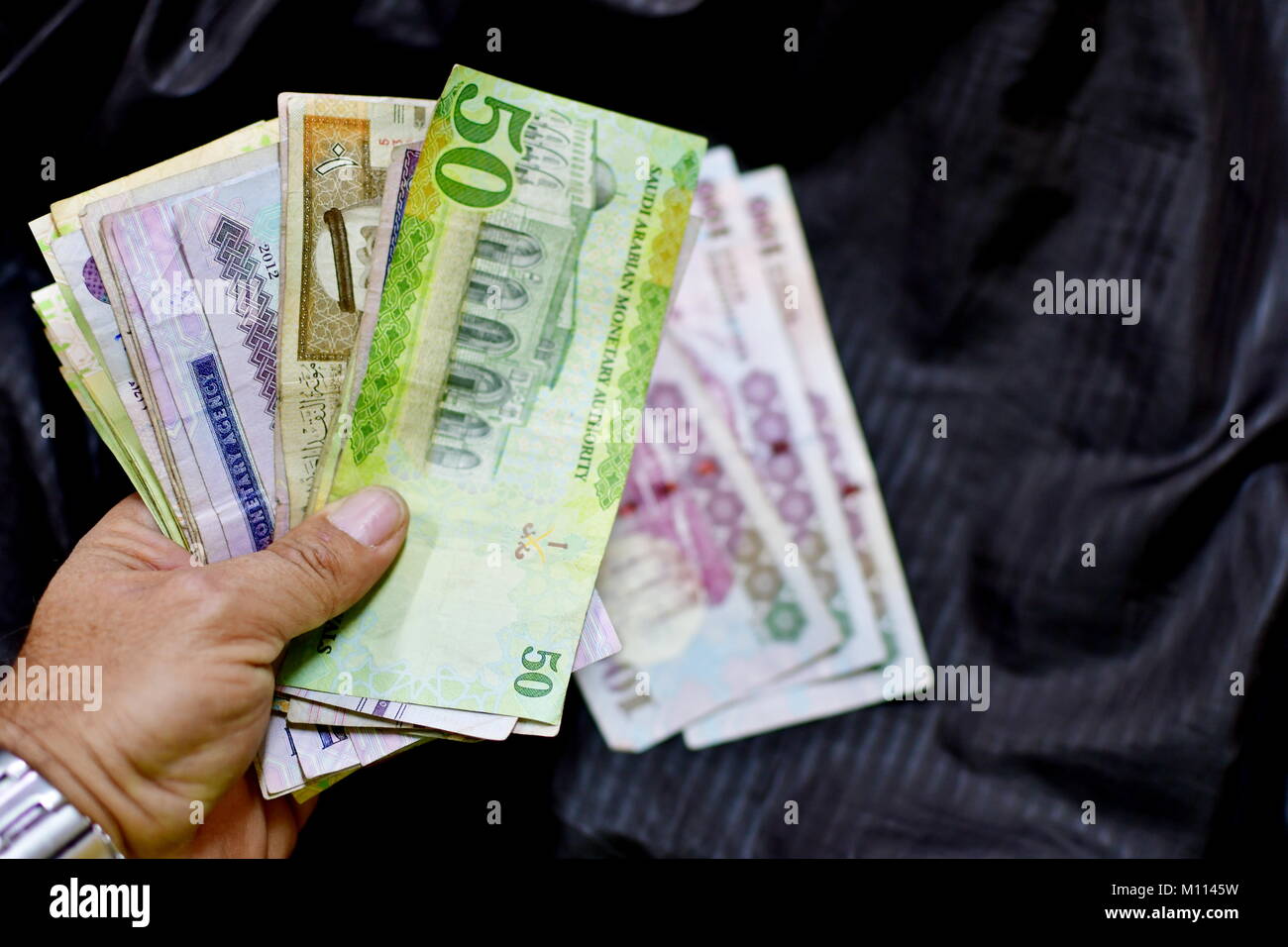 Banknotes of Saudi Arabia Riyals Stock Photo - Alamy