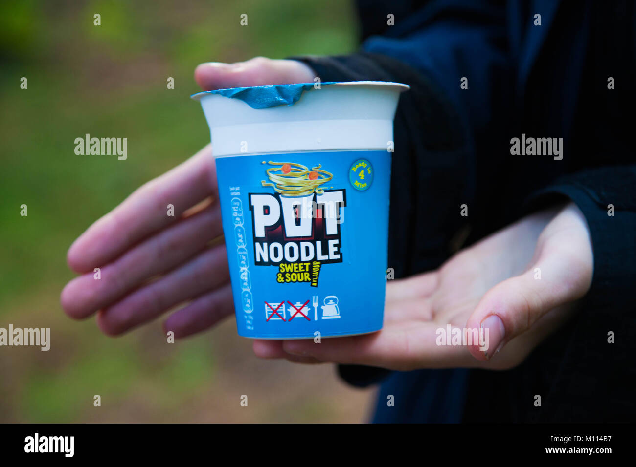 Noodle display hi-res stock photography and images - Alamy