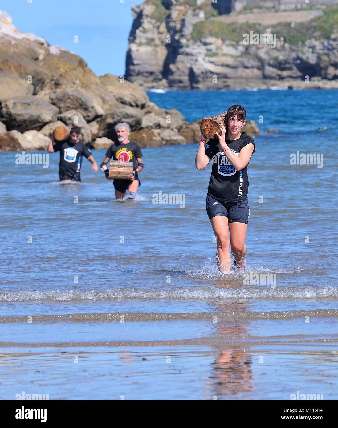 Wooden obstacle course hi-res stock photography and images - Alamy