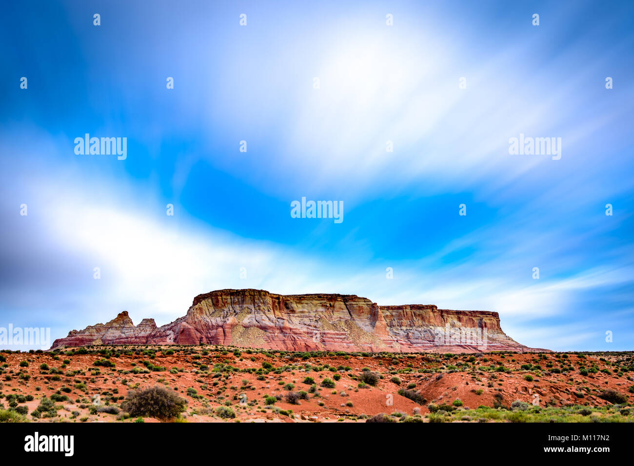 Mesa in the Arizona Desert Stock Photo - Alamy