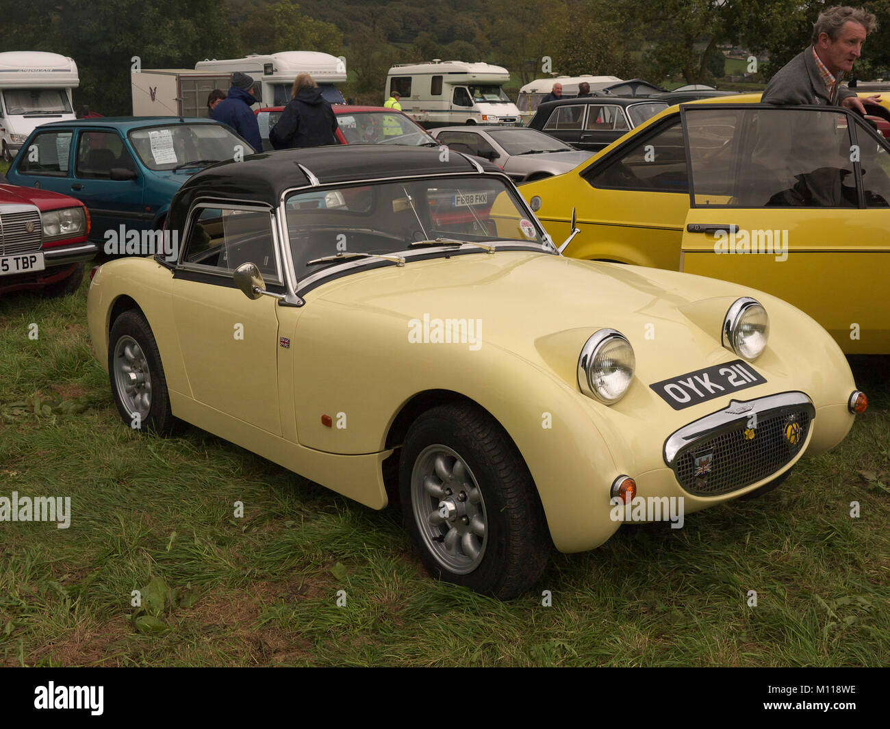 Austin healy hi-res stock photography and images - Alamy