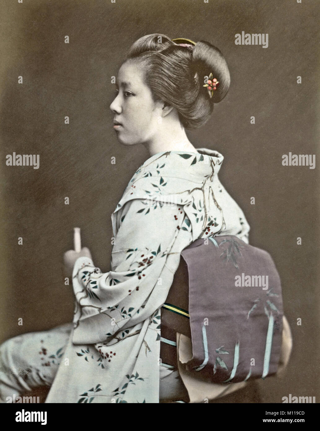 Geisha historical hi-res stock photography and images - Alamy