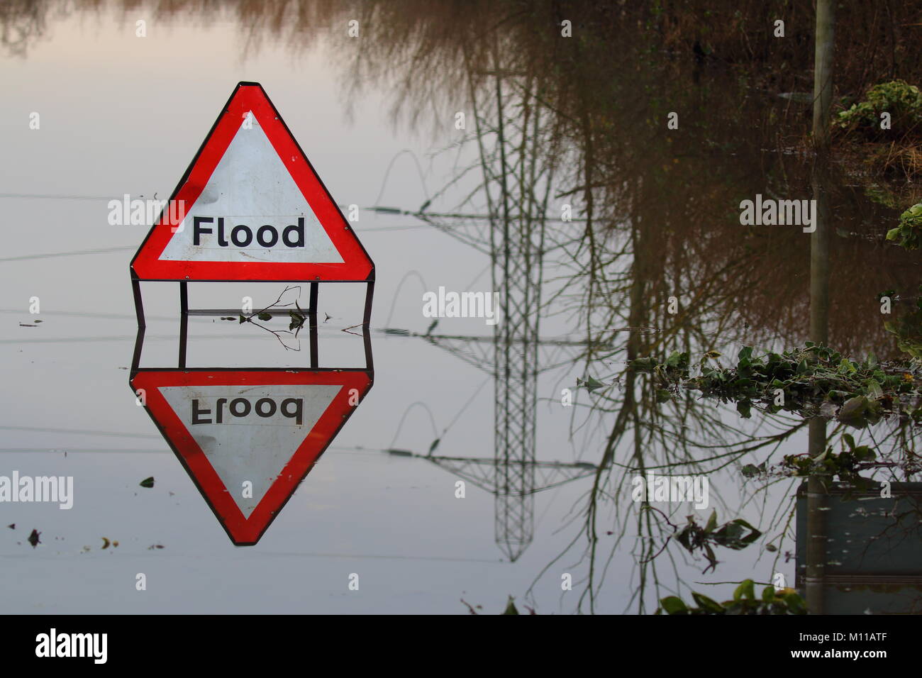 Reflecting Flood Sign Stock Photo - Alamy