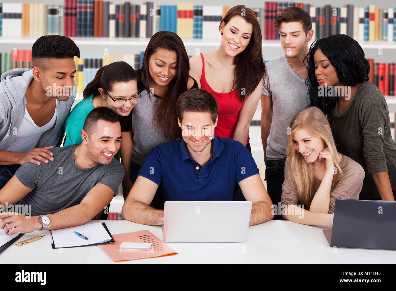 Class library hi-res stock photography and images - Alamy