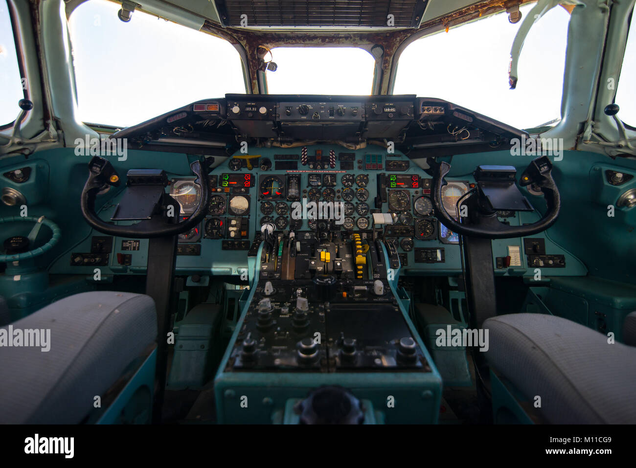 Airplane and helicopter cockpit instruments Stock Photo - Alamy